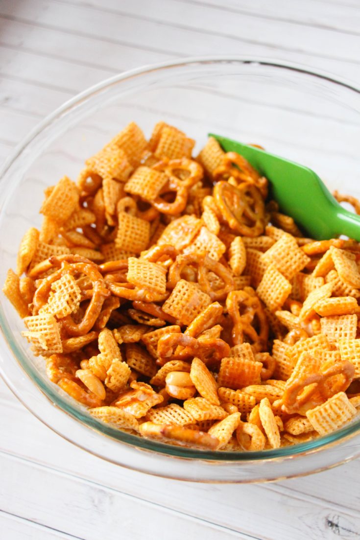 Baked Buffalo Chex Snack Mix