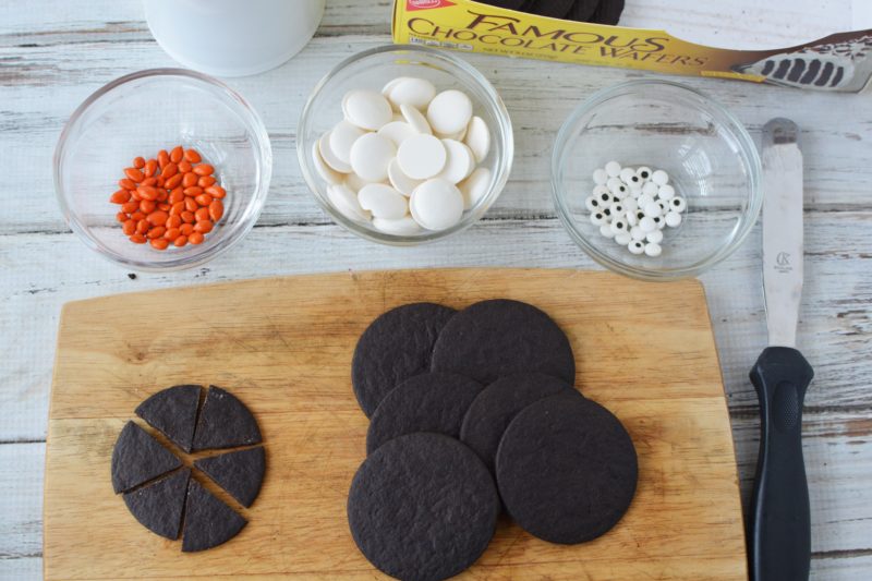 Easy Penguin Cookies: No Bake Christmas Treats That Kids Love