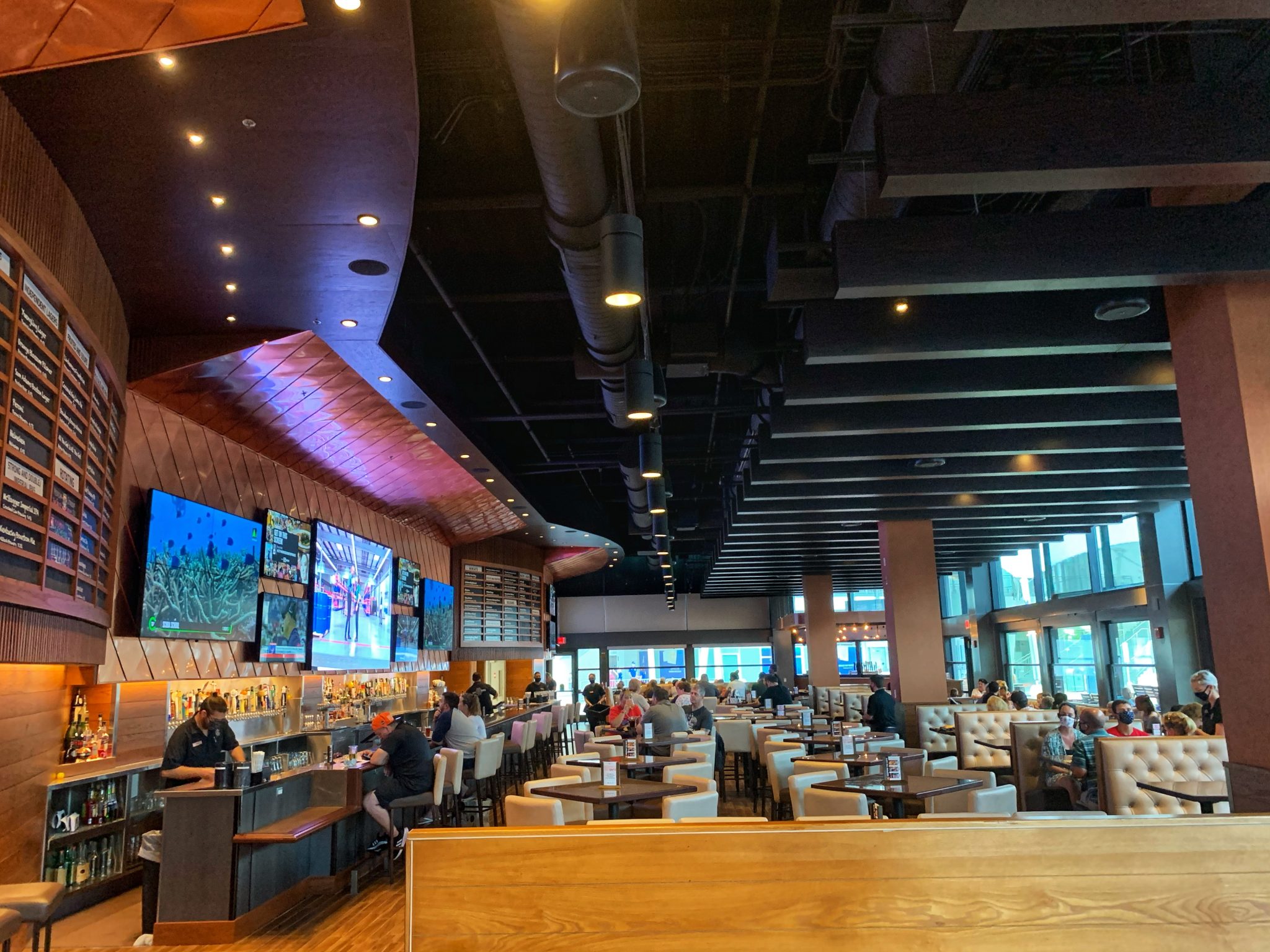 Beer, Sports Bar & Good Food: City Works Eatery & Pour House Review