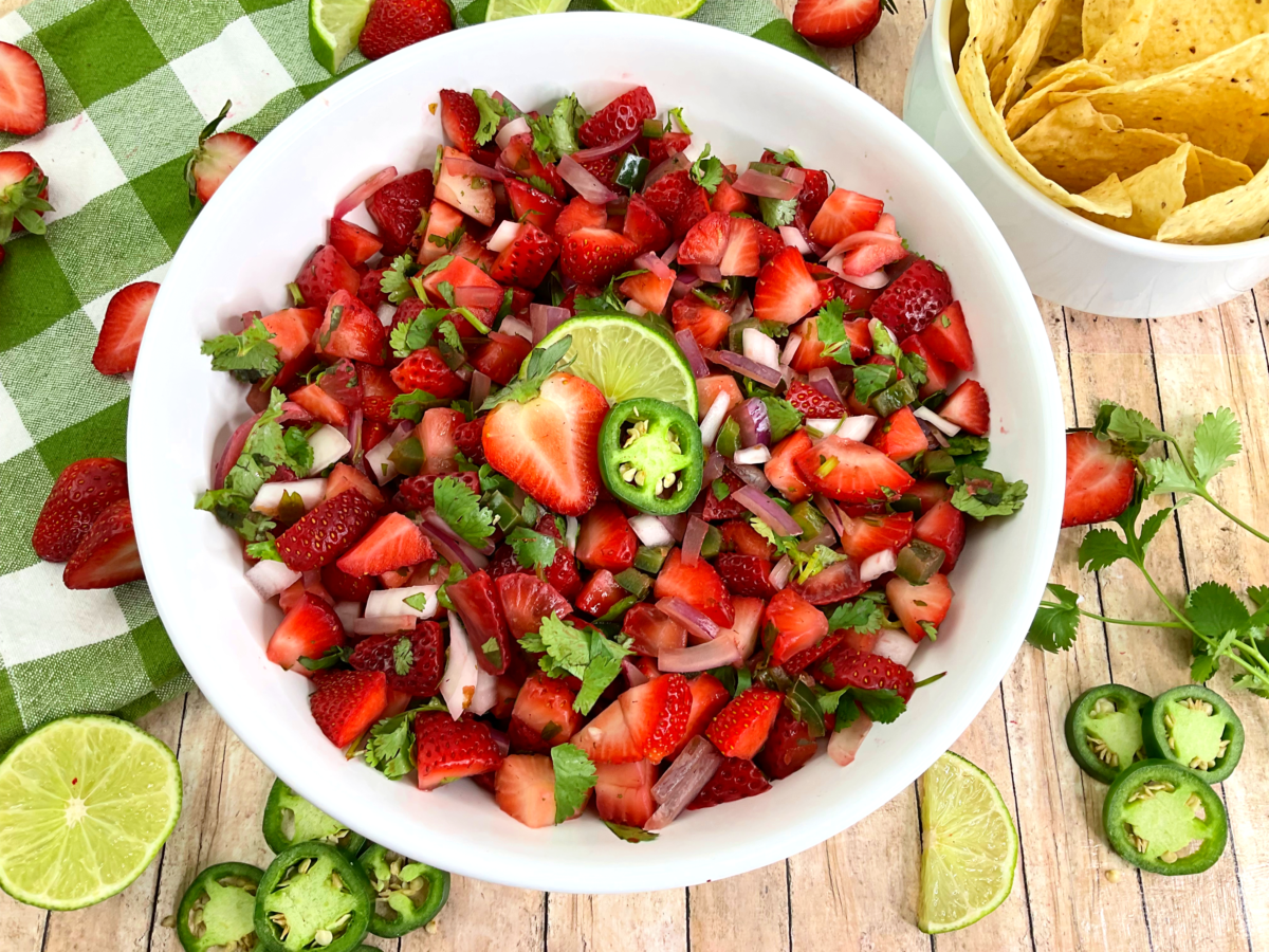 Easy Strawberry Salsa