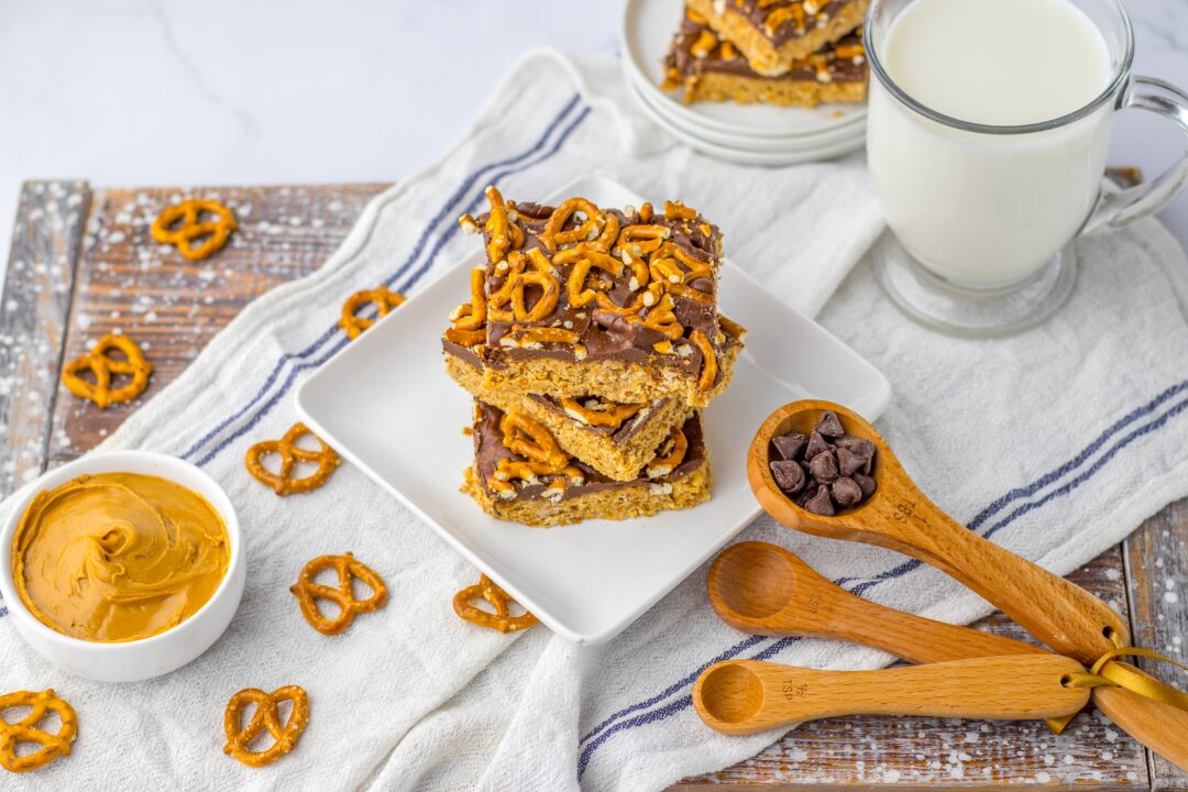 No-Bake Peanut Butter Pretzel Bars