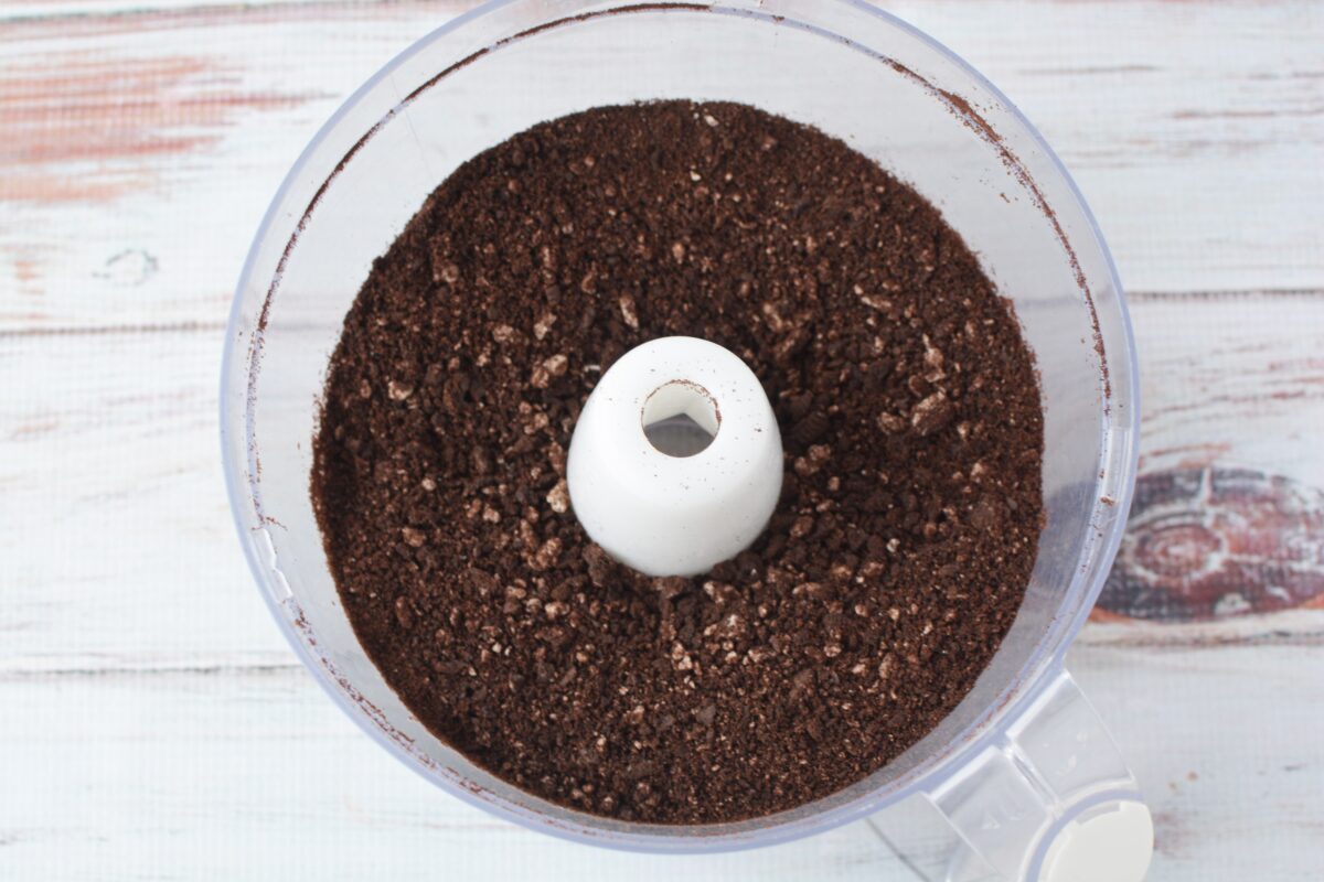 4-Ingredient Frozen Chocolate Delight